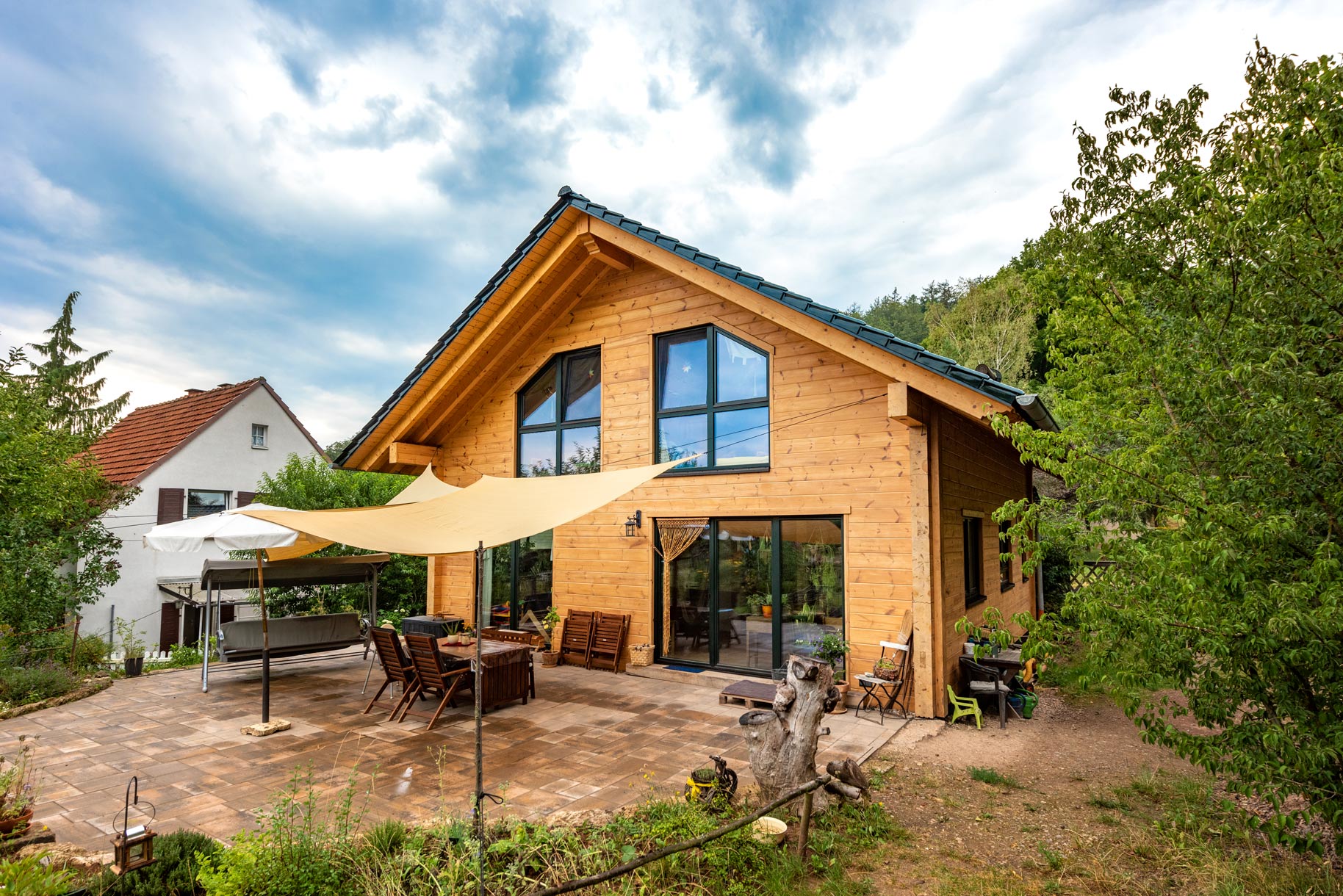 Klassisches Holzhaus bauen lassen | Seite 4 von 18 | Fullwood Wohnblockhaus